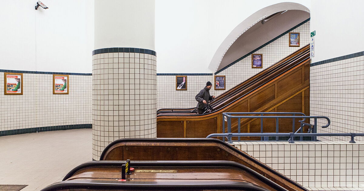 Trappenhal Sint-Annatunnel rechteroever acht weken gesloten | Slim naar ...